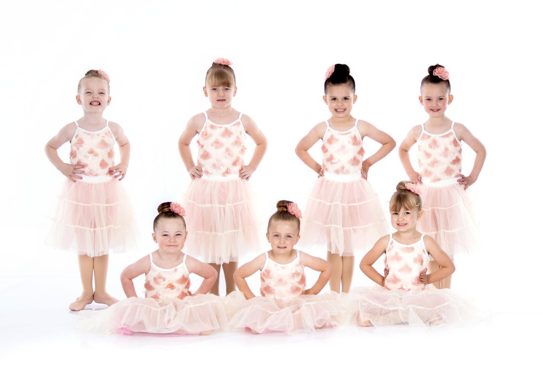 Majorette dance teams-USA